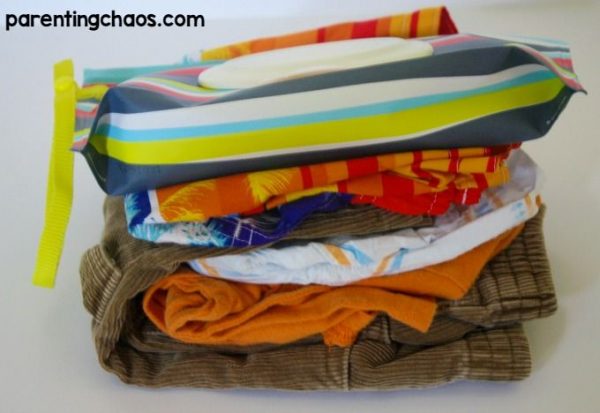 How to Make an Emergency Car Spare Kids Clothes Kit