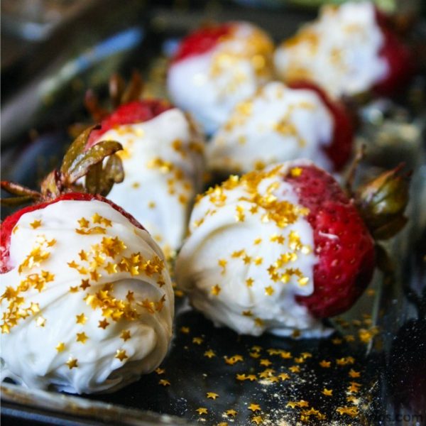 Wine Infused Chocolate Covered Strawberries ⋆ Parenting Chaos
