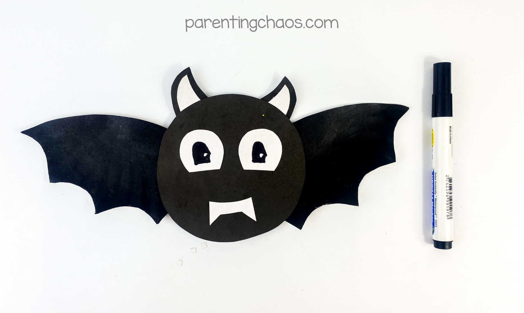 Halloween Bat Paper Plate Craft ⋆ Parenting Chaos